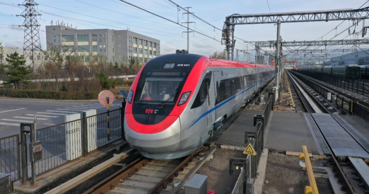 Trenes Chillán-Santiago serán los "más modernos de Sudamérica" - La Fontana